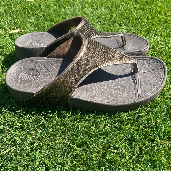 Fitflop | Shoes | Fitflop Brown Sequin Flip Flop Sandal Size 9 | Poshmark